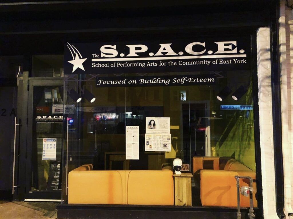 Dance Studio on the Danforth - Dancerents